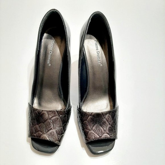 Pierre Dumas | Shoes | Pierre Dumas Gorgeous Gray Croc Embossed Elegant ...